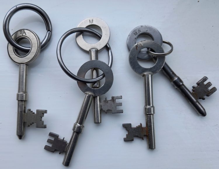 Asylum Buttons and Tales From Prestwich Hospital - Bury New Road